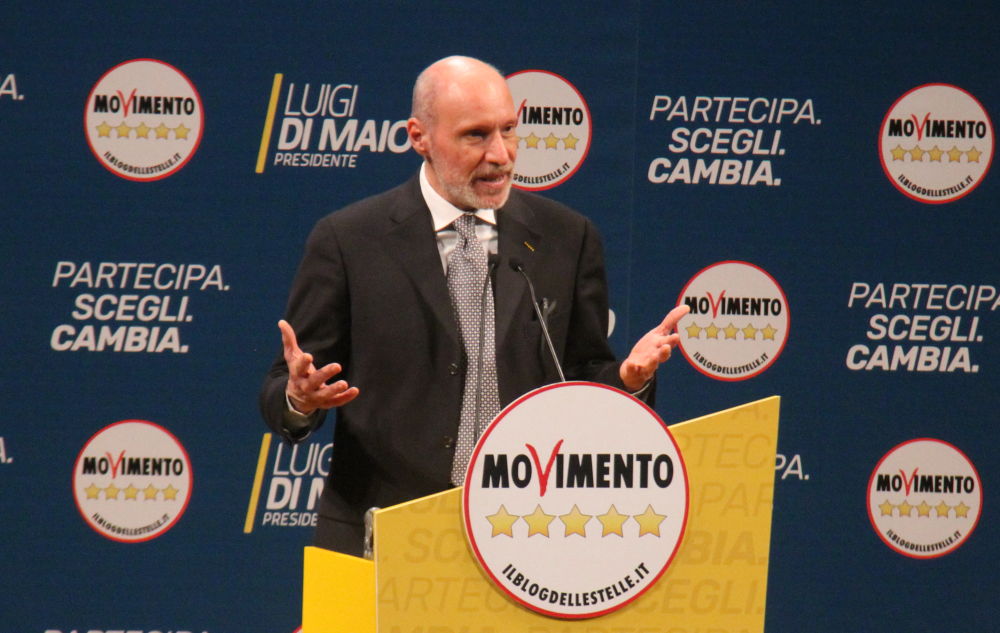De Falco e la "strumentalizzazione mediatica volta alla denigrazione ...