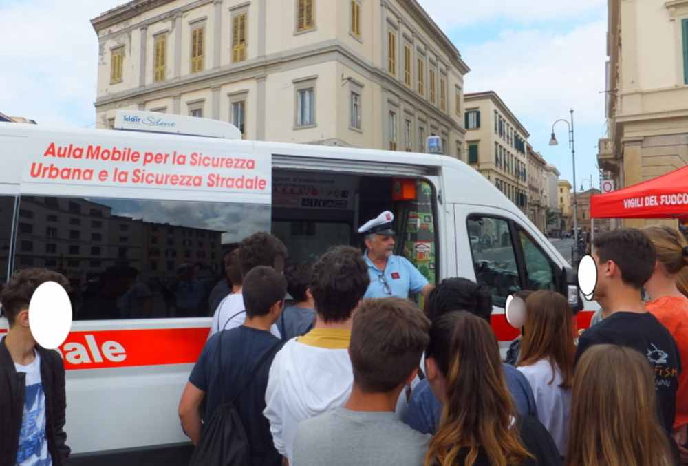 aula_mobile_pm - Livornopress